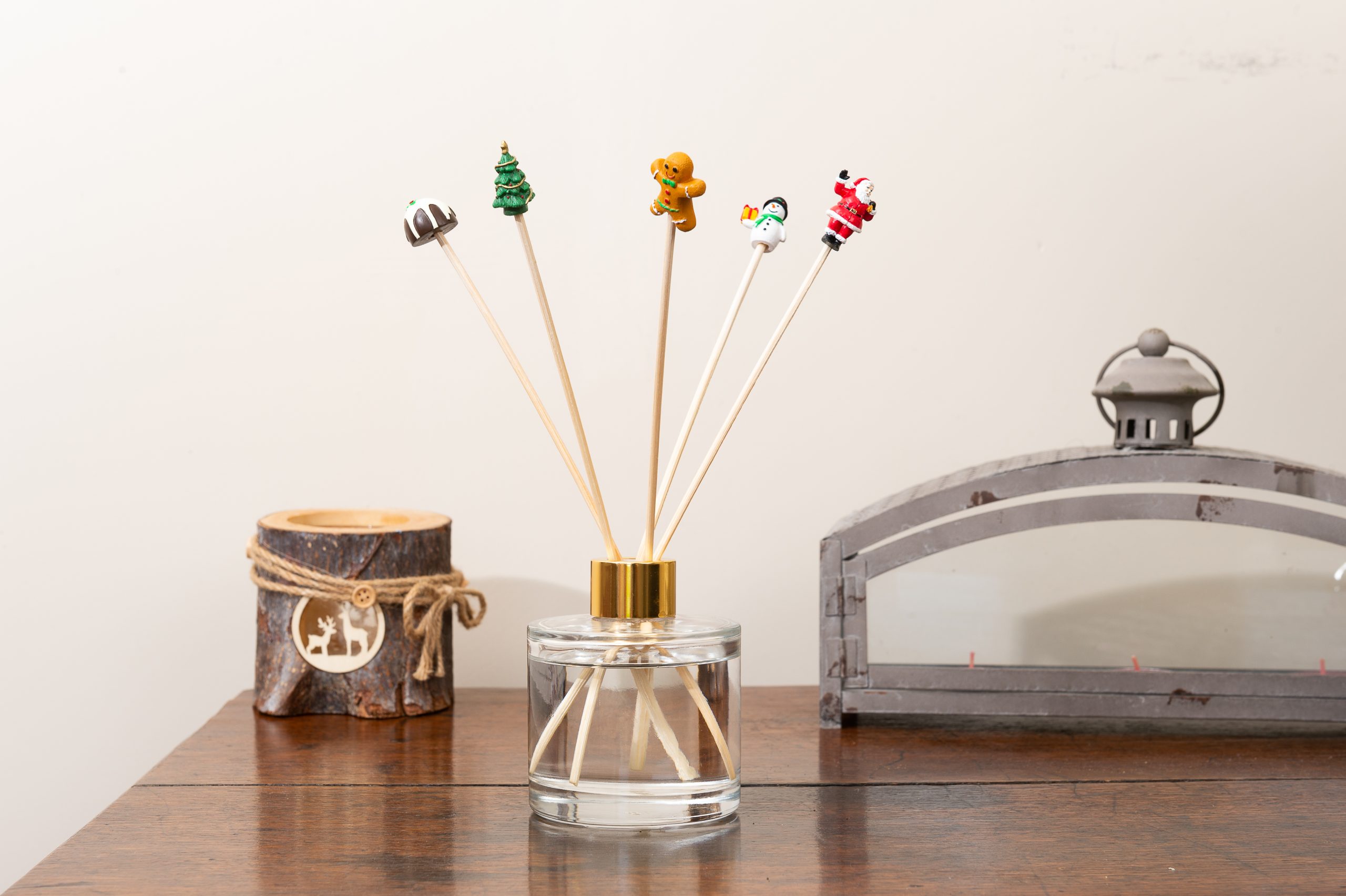 Christmas Diffuser Decor Reed Diffuser Decoration – Set of 5 – Jardinopia Ltd
