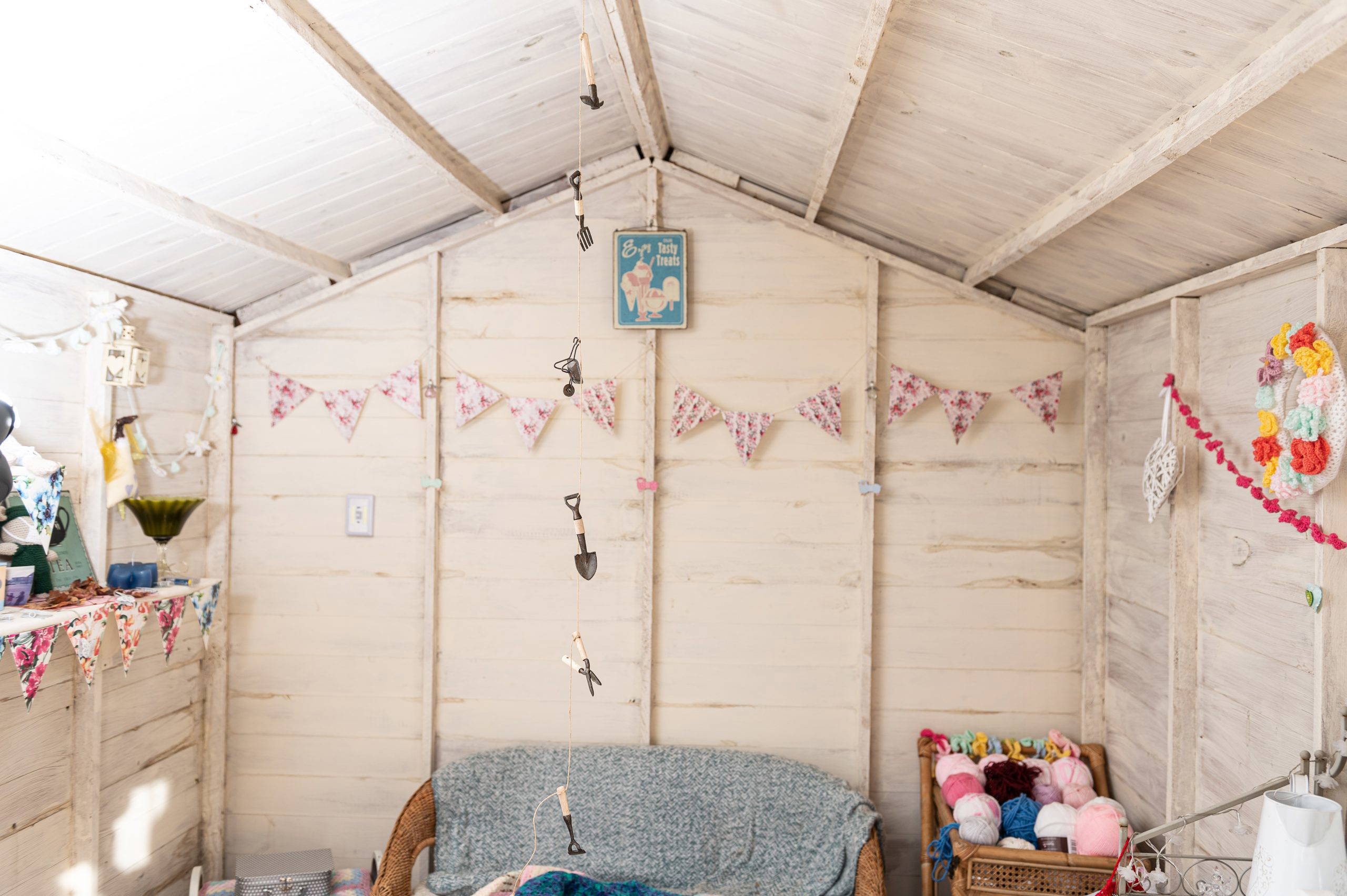 Decorative Handmade Garage Tool Garland – Steel - Jardinopia Ltd