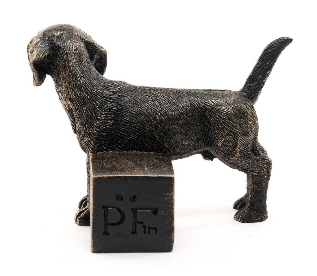 Beagle Plant Pot Feet - Set of 3 - Jardinopia Ltd