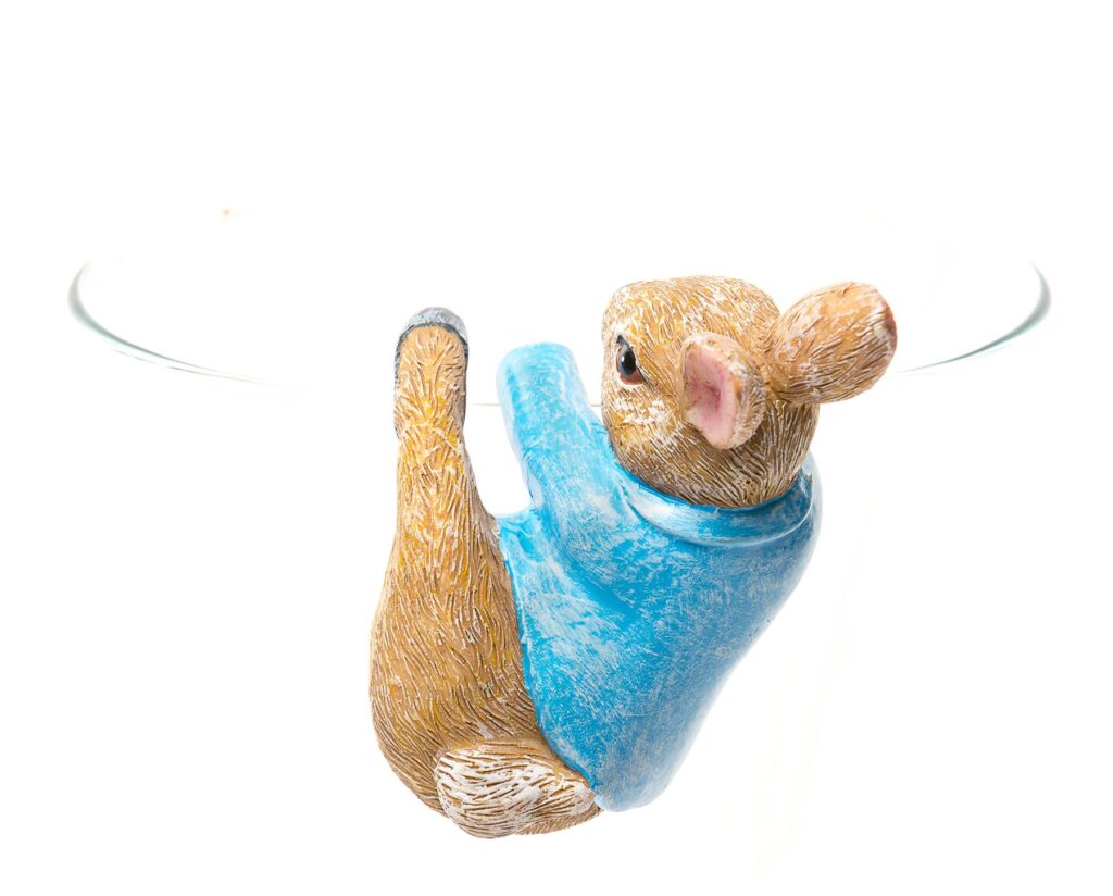 Beatrix Potter Peter Rabbit Climbing Plant Pot Hanger – Jardinopia Ltd